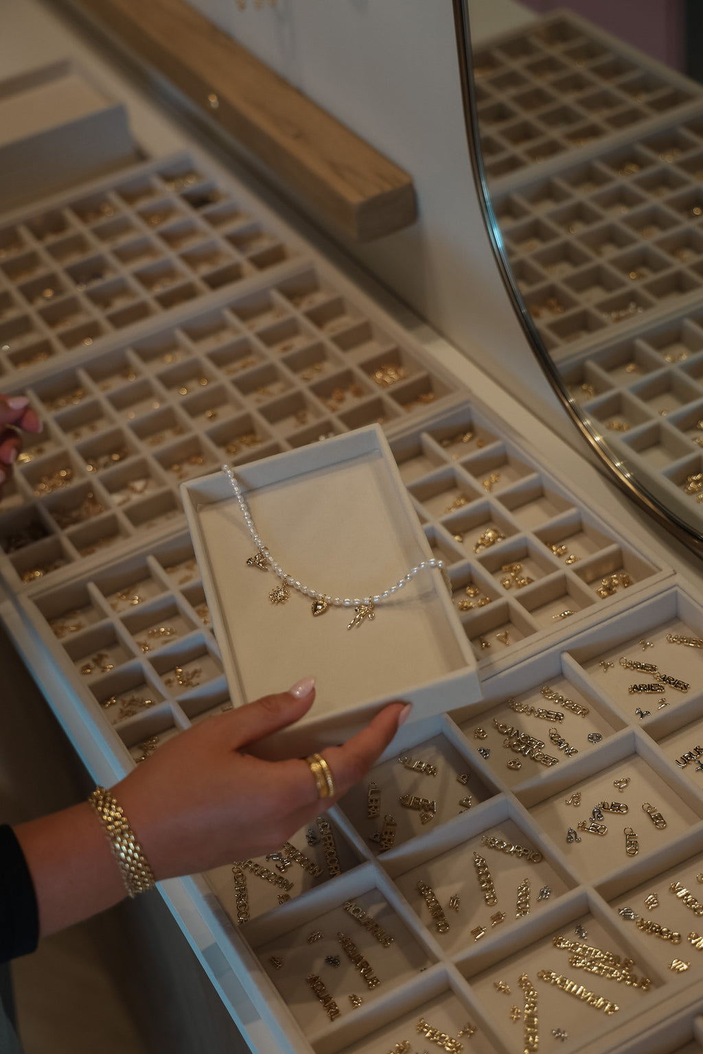 Charm Bar – Hoft Studio