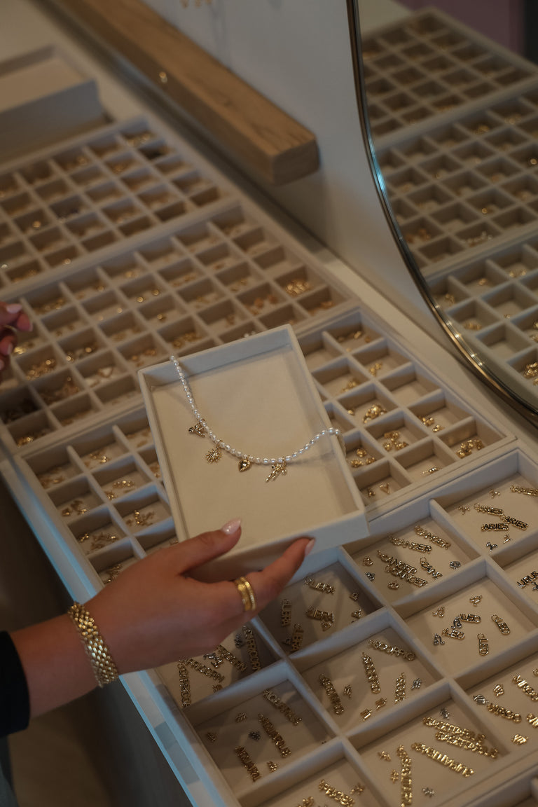 Charm Bar – Hoft Studio